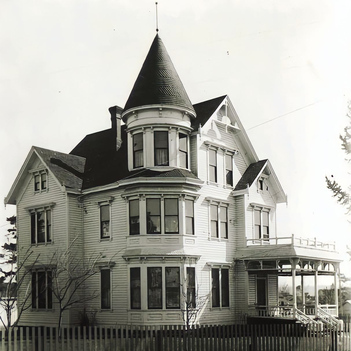 The Surprising History of an Iconic Port Townsend Victorian Home - The ...